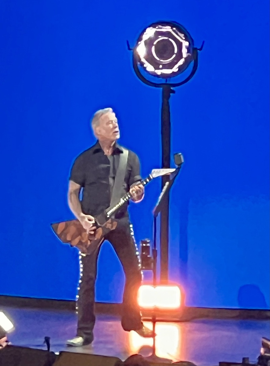 Dec 13, 2024: Metallica / Sammy Hagar / SistaStrings / Jimmy Kimmel at ...