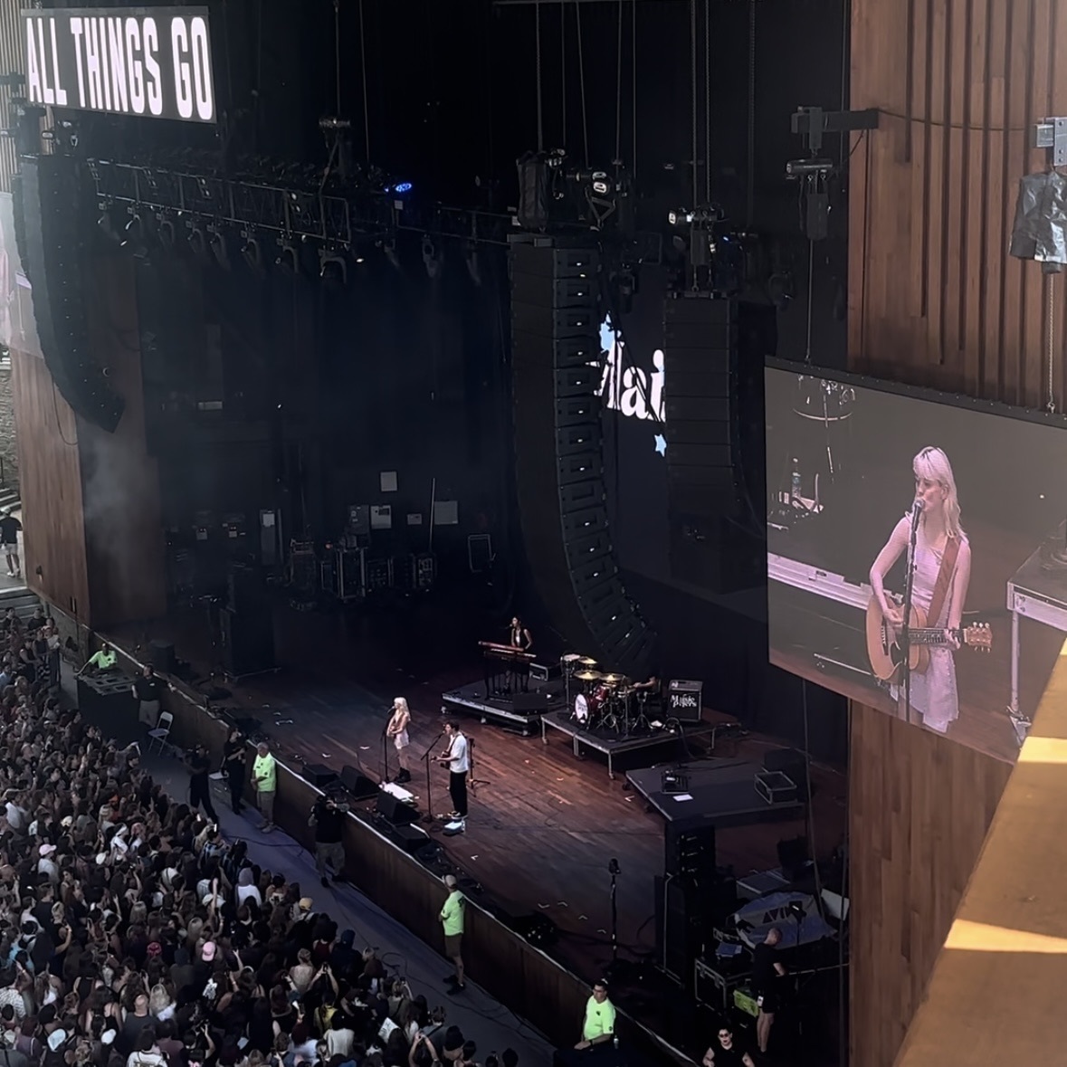 Laufey Concert Photos | Concert Archives