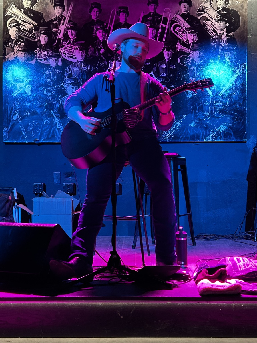 Cole Decker Concert & Tour History (Updated for 2025) | Concert Archives