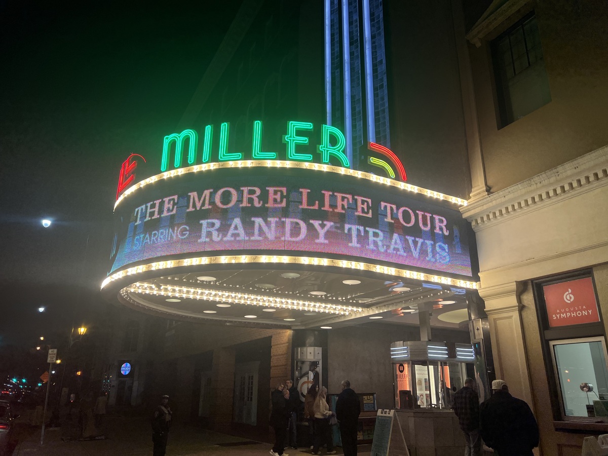 Randy Travis Concert & Tour History (Updated for 2025) | Concert Archives