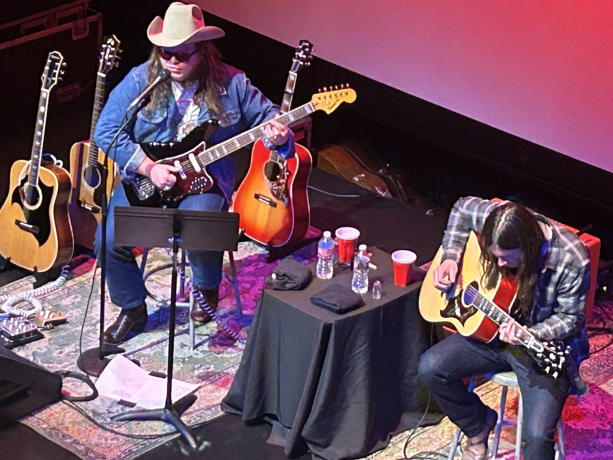 Drew Smithers Concert Photos | Concert Archives