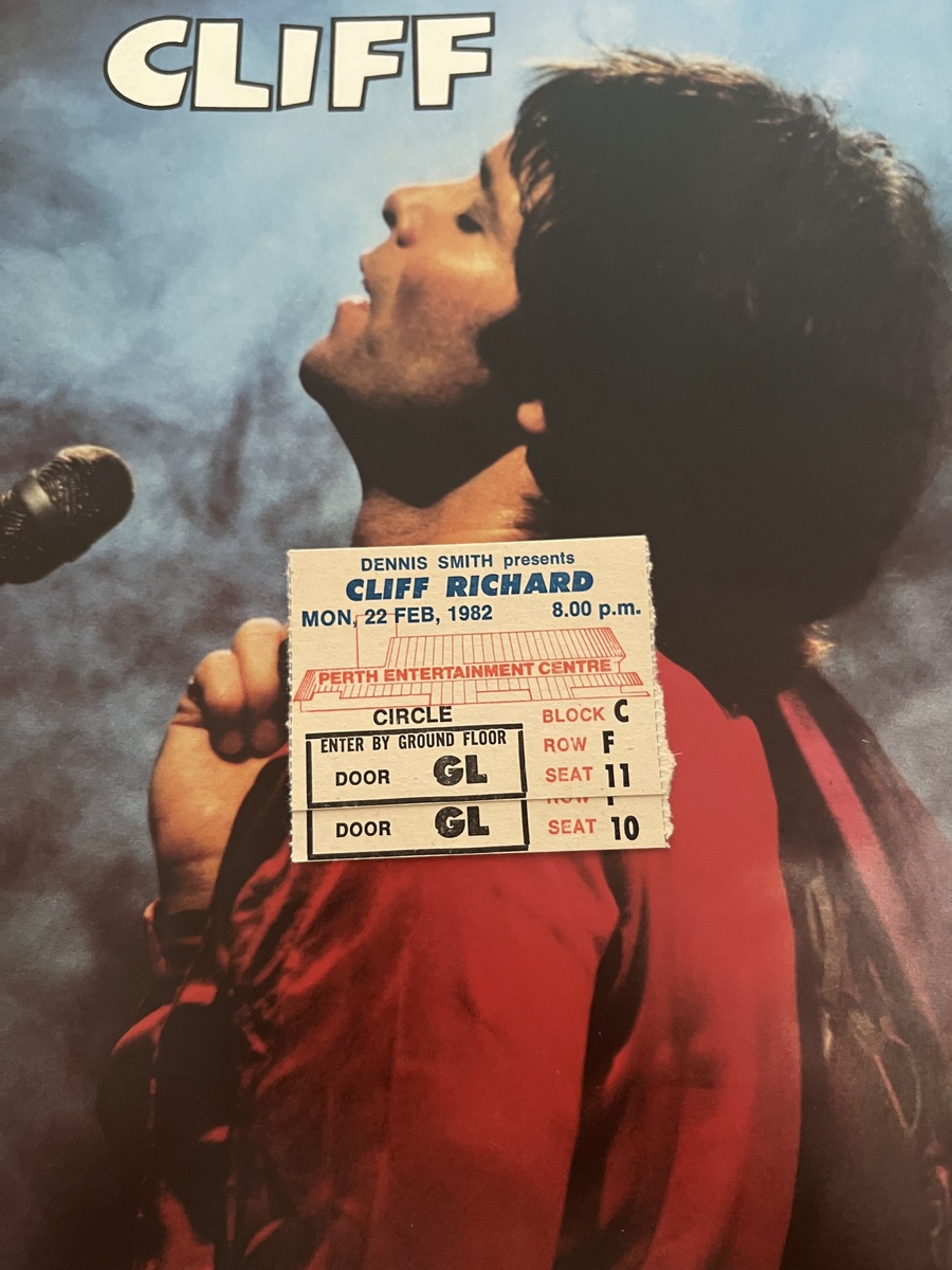 Cliff Richard Concert & Tour History (Updated for 2025) | Concert Archives