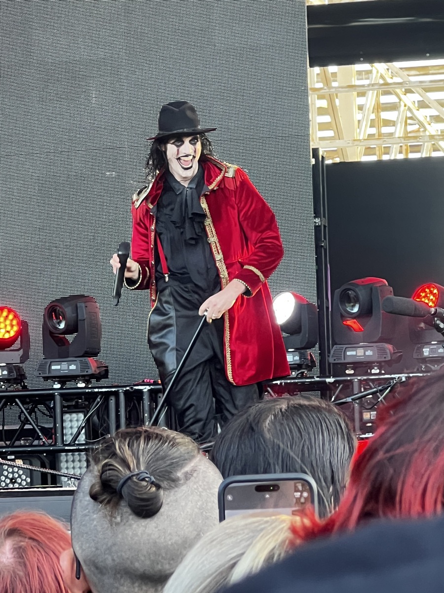 TX2 Concert & Tour History (Updated for 2025) | Concert Archives