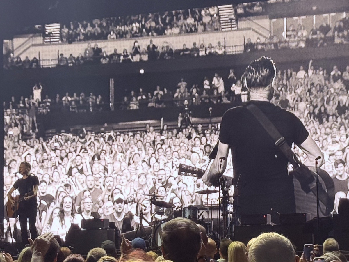 Bryan Adams Concert & Tour History (Updated for 2025) | Concert Archives