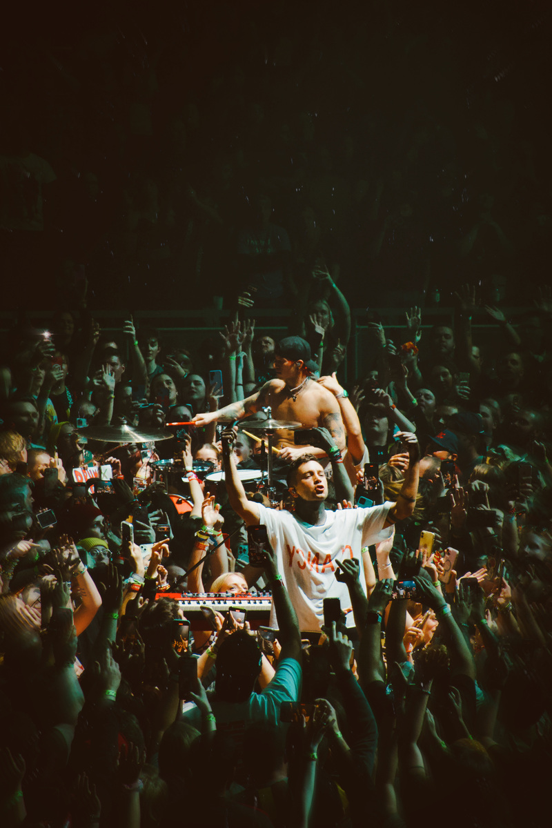 Oct 08, 2024: Twenty One Pilots / Balu Brigada at Gainbridge Fieldhouse ...