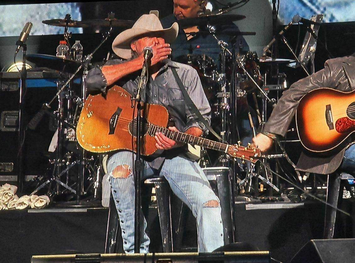 Alan Jackson Concert & Tour History (Updated for 2025) | Concert Archives