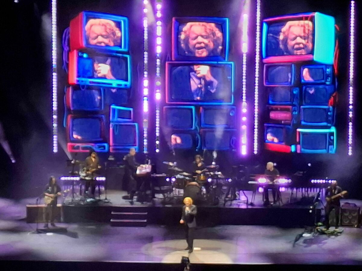 Simply Red's 2025 Concert Photos | Concert Archives