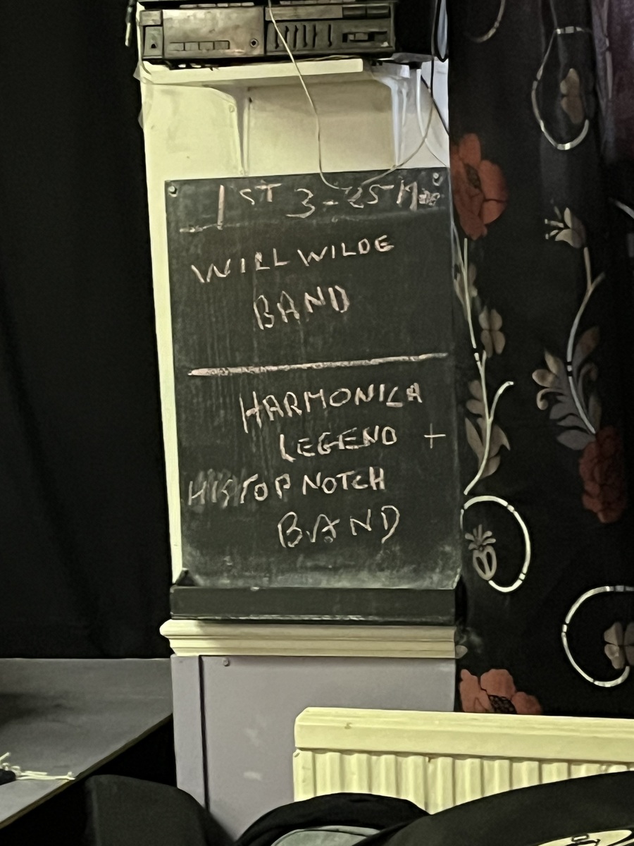 Mar 01, 2025: Will Wilde at Barleylands Blues Club Billericay, England ...