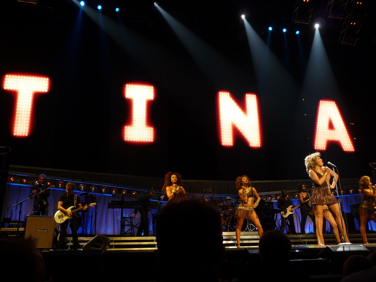 Tina Turner Concert & Tour History | Concert Archives