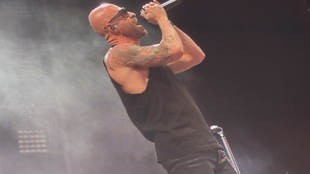 Breaking Benjamin Concert & Tour History (Updated for 2025) | Concert ...