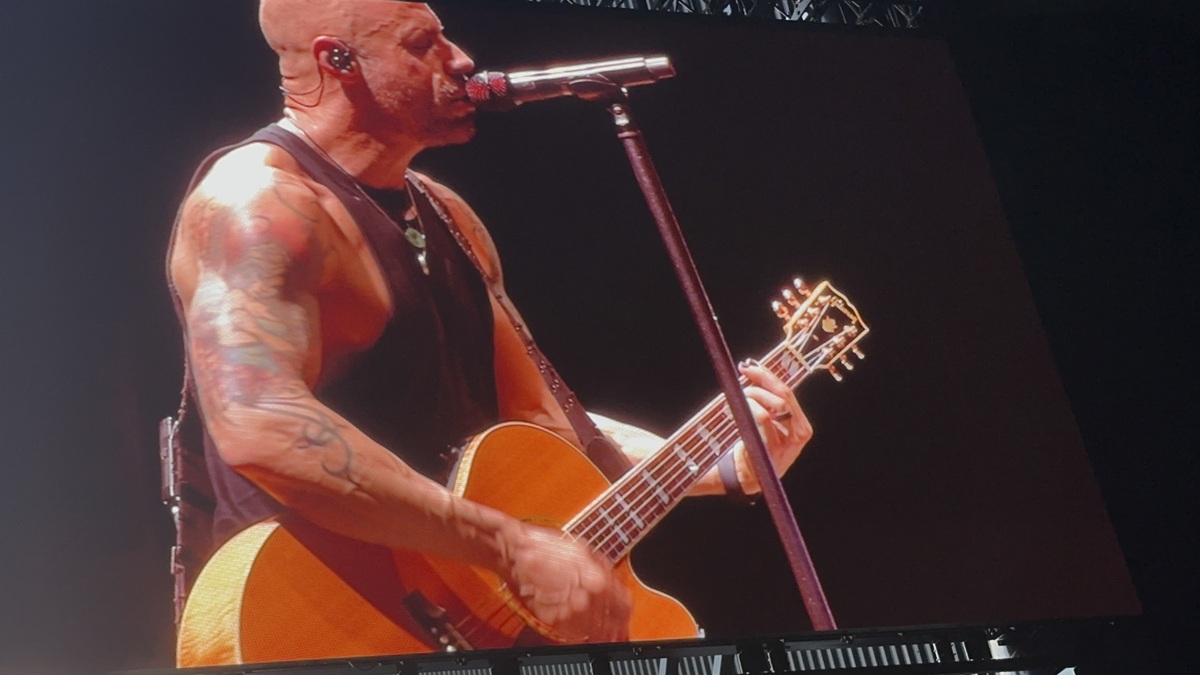 Breaking Benjamin Concert & Tour History (Updated for 2025) | Concert ...