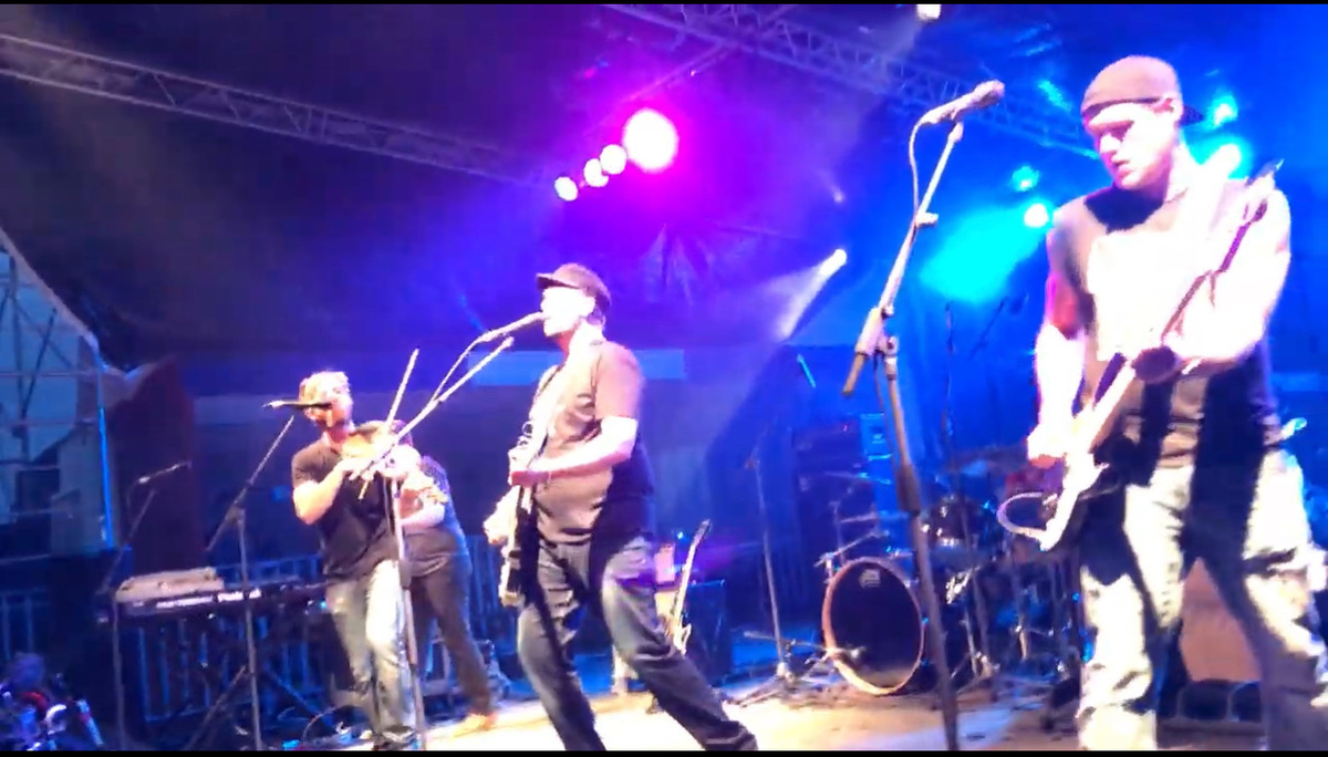 Finger Eleven Concert & Tour History (Updated for 2025) | Concert Archives