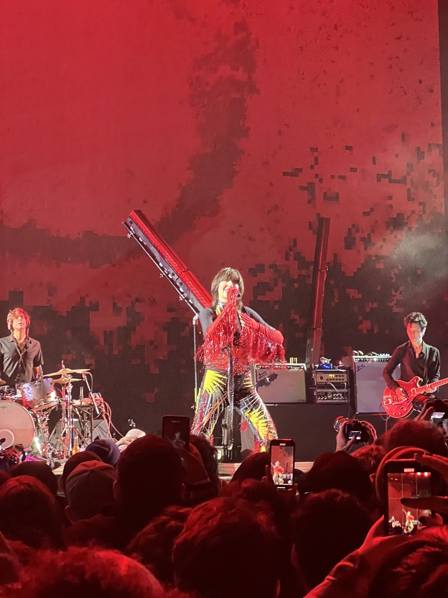 Yeah Yeah Yeahs Concert & Tour History (Updated for 2025) | Concert ...