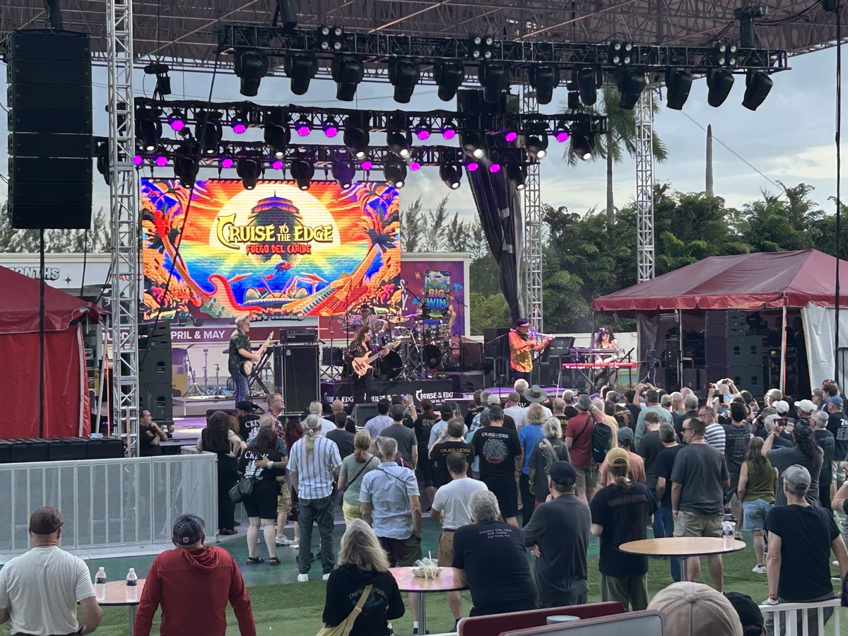 Neal Morse And The Resonance Concert Photos | Concert Archives