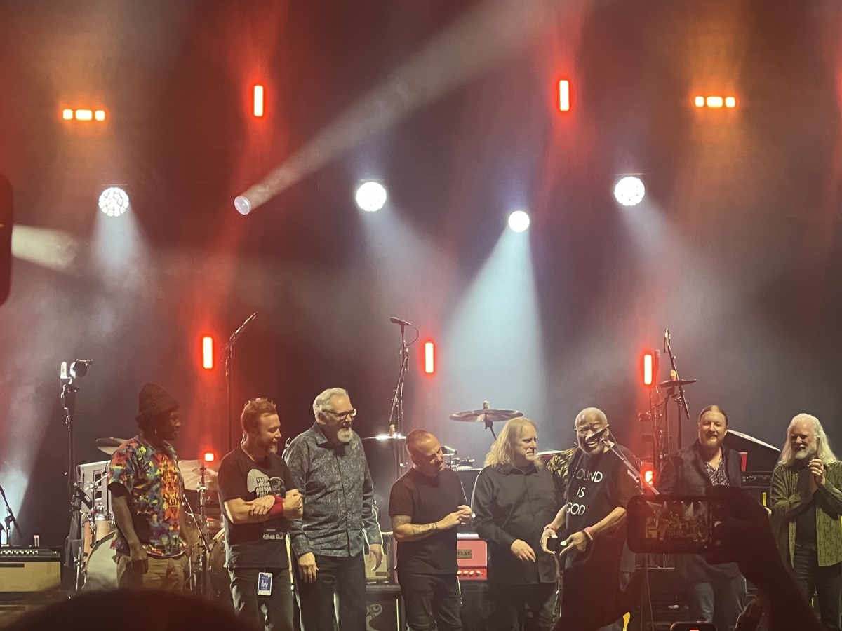 The Brothers Concert & Tour History | Concert Archives