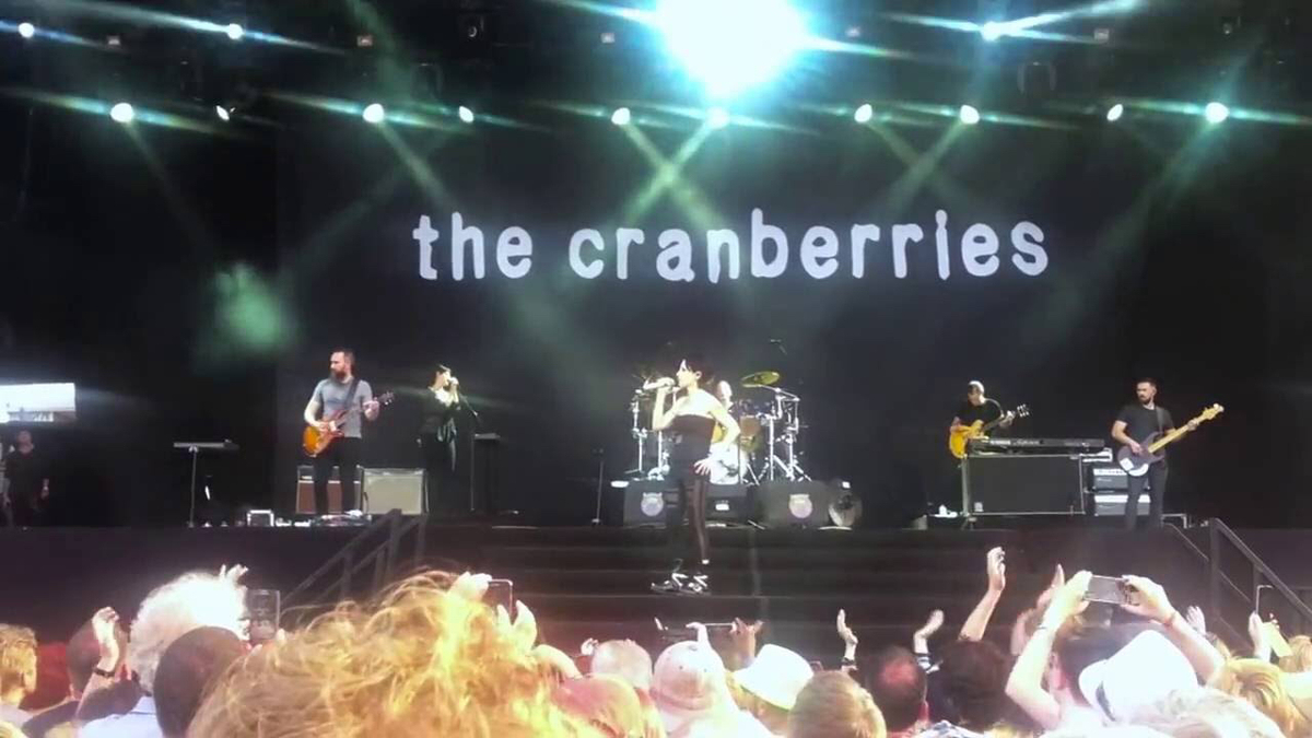 The Cranberries Concert & Tour History | Concert Archives