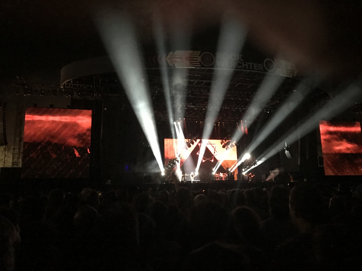 Weezer Concert & Tour History (Updated for 2025) | Concert Archives