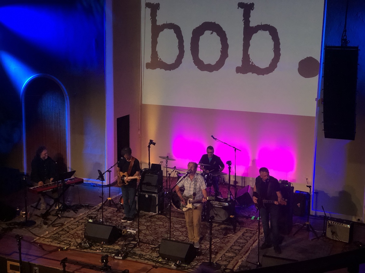 bob. an interpretation of Dylan featuring members of moe. Concert ...