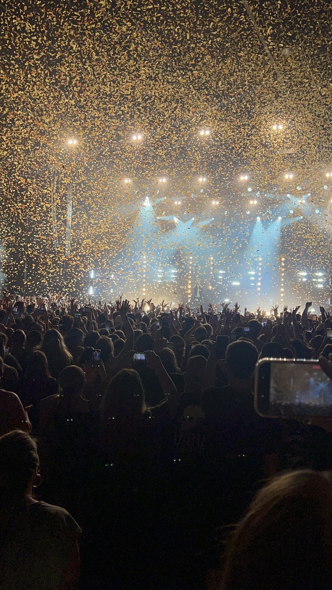 Alex Warren Concert & Tour History (Updated for 2025) | Concert Archives