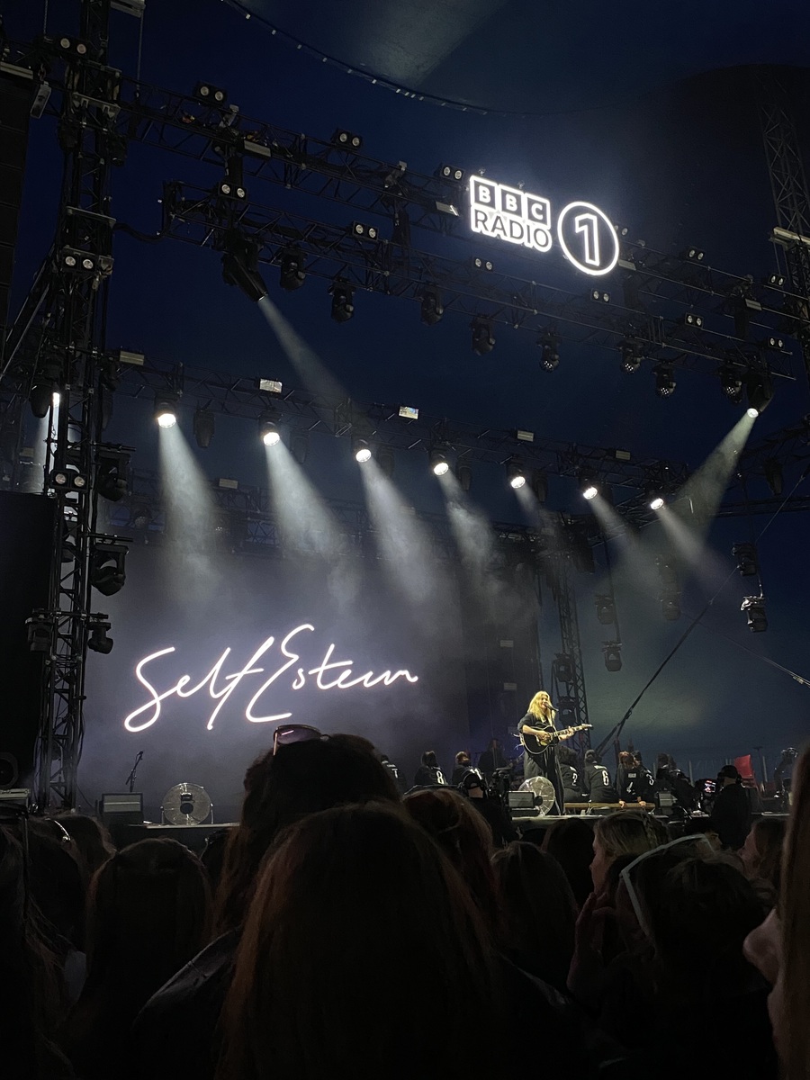 Skye Newman Concert & Tour History (Updated for 2025) | Concert Archives