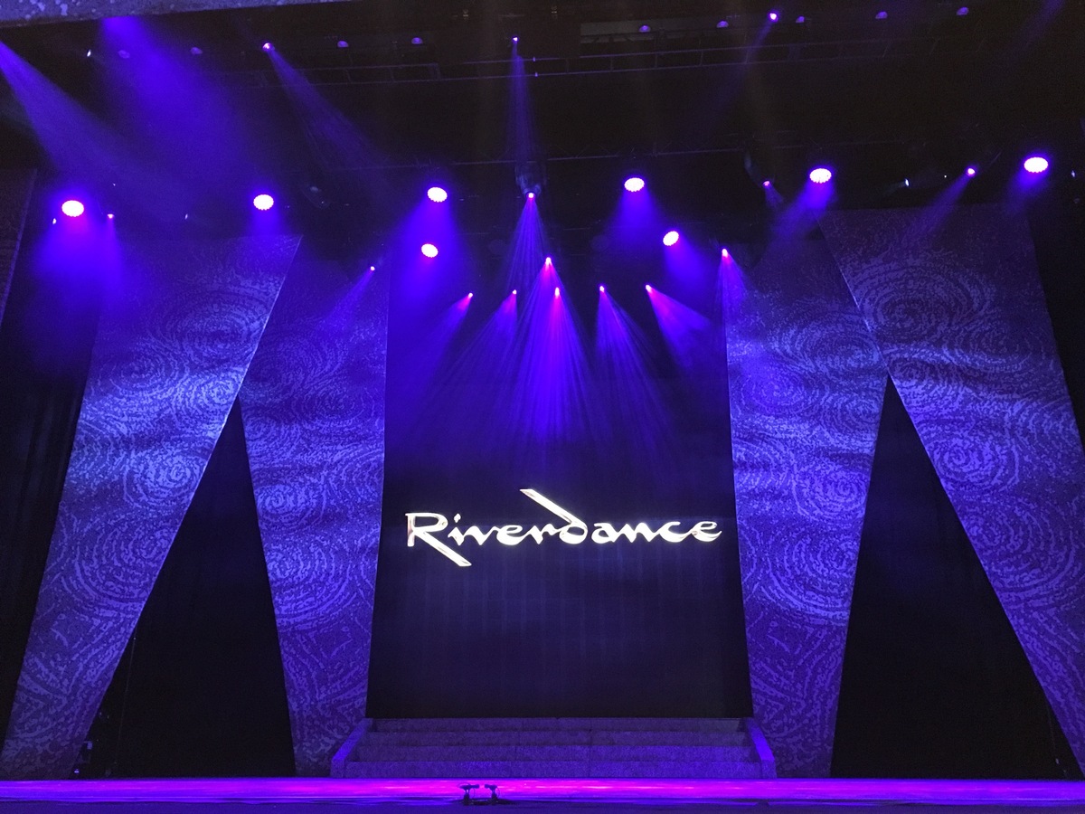 Riverdance Concert & Tour History | Concert Archives