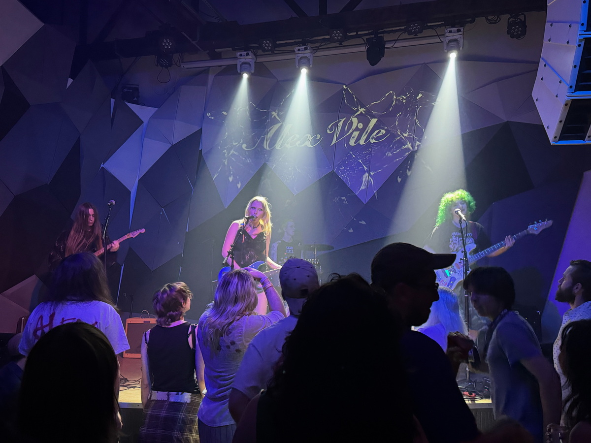 May 26, 2025: Diva Bleach / Alex Vile / Grolixes at Holocene Portland ...