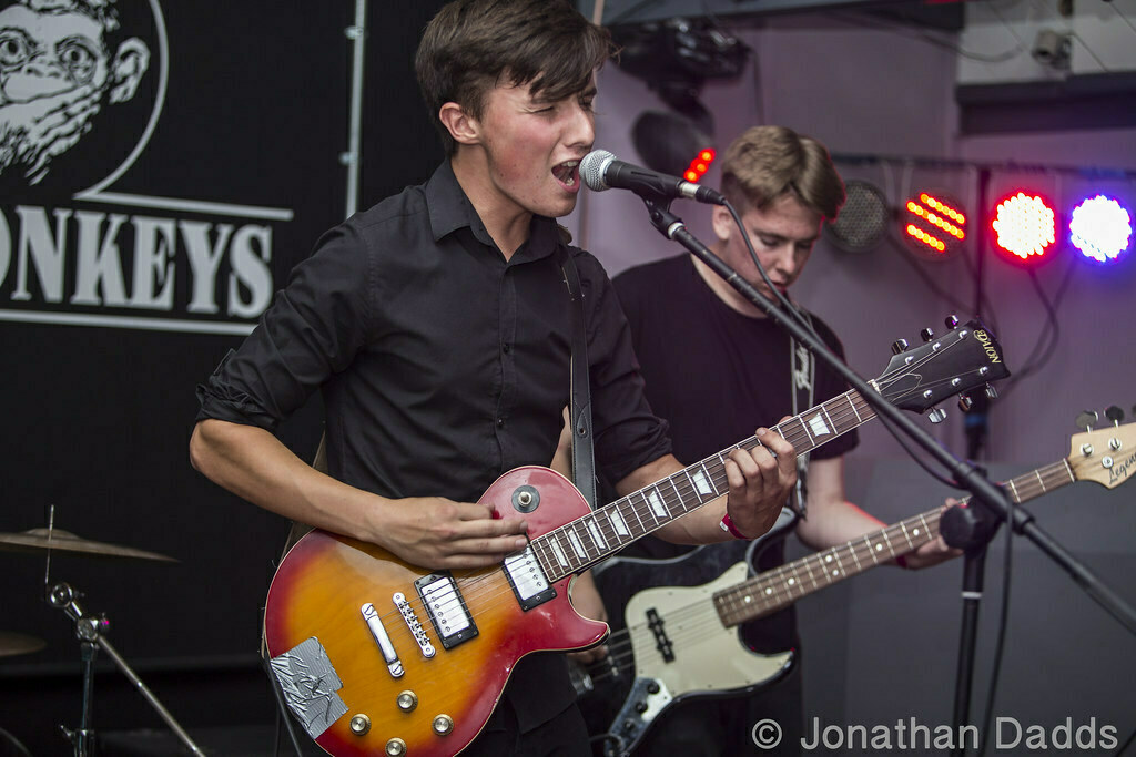 Jul 17, 2015: Off The Wall / Surge / The Dally's at Three Wise Monkeys ...