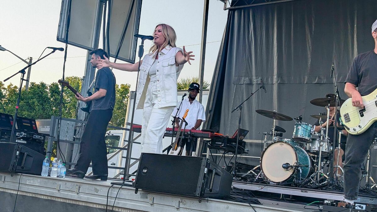 Tasha Layton Concert Photos | Concert Archives