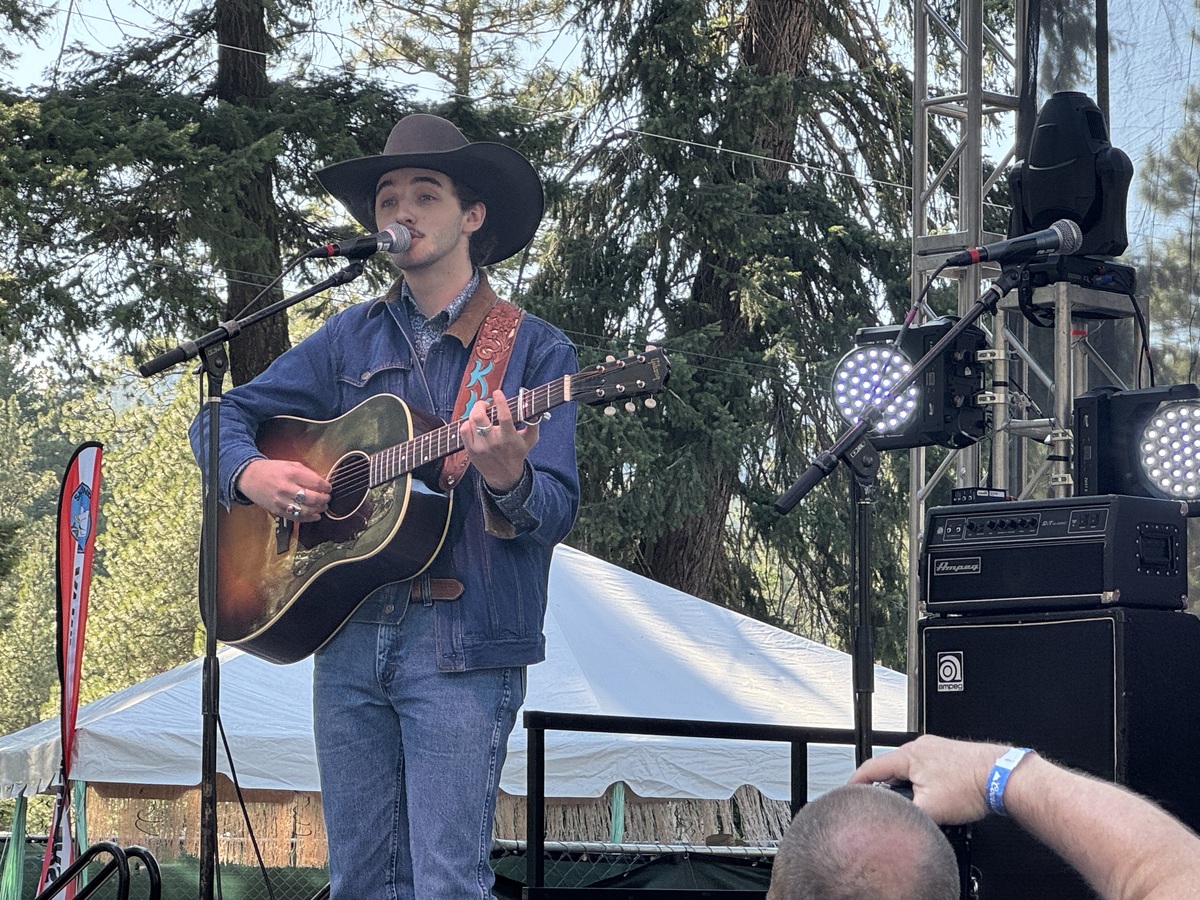 Drake Milligan Concert & Tour History (Updated for 2025) | Concert Archives