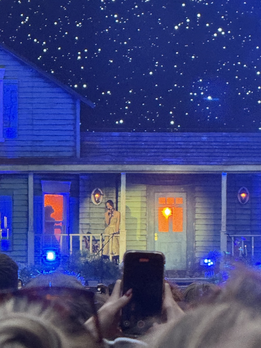 Jul 03, 2025: Lana Del Rey / Addison Rae at Wembley Stadium London ...