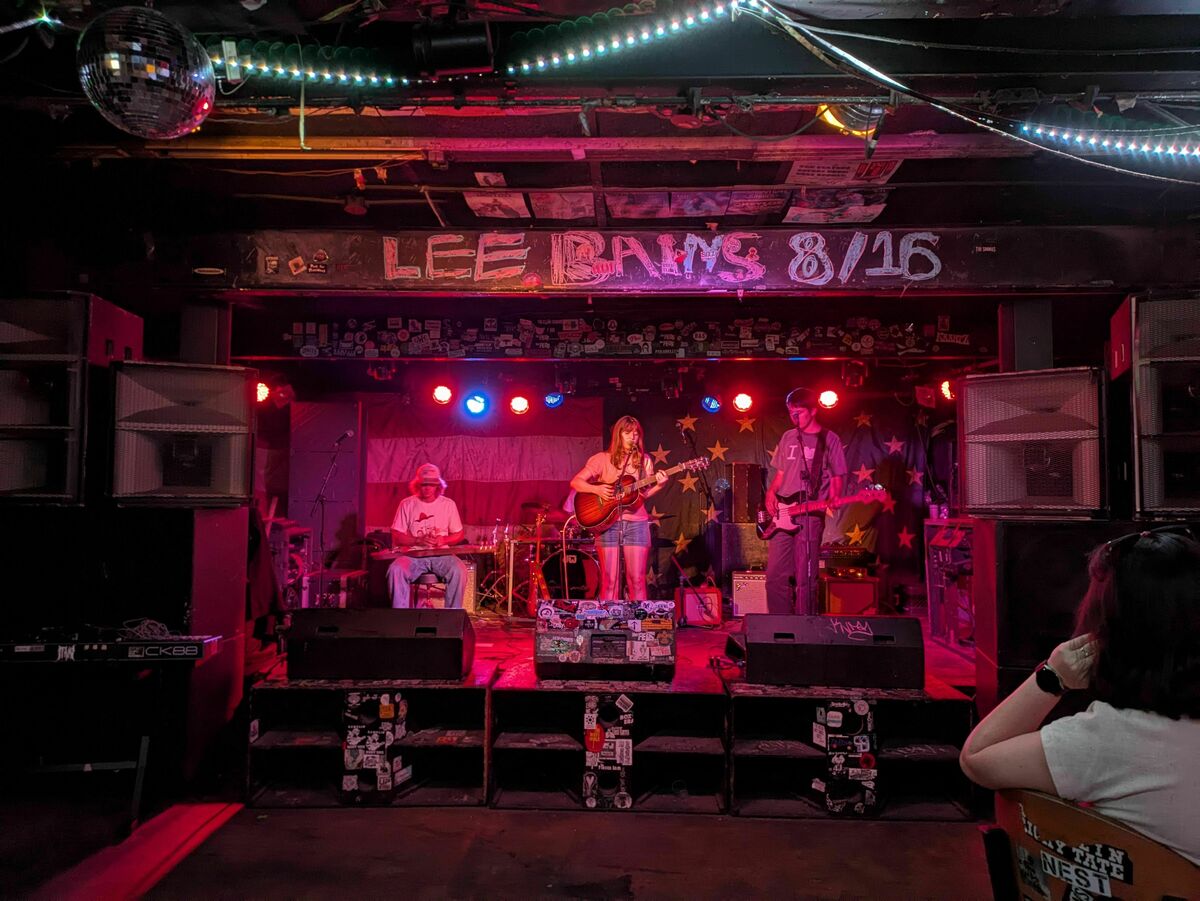 Hayloft band Concert Photos | Concert Archives