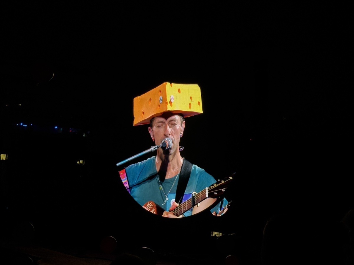 Jul 19, 2025: Coldplay / Ayra Starr / Elyanna at Camp Randall Stadium ...