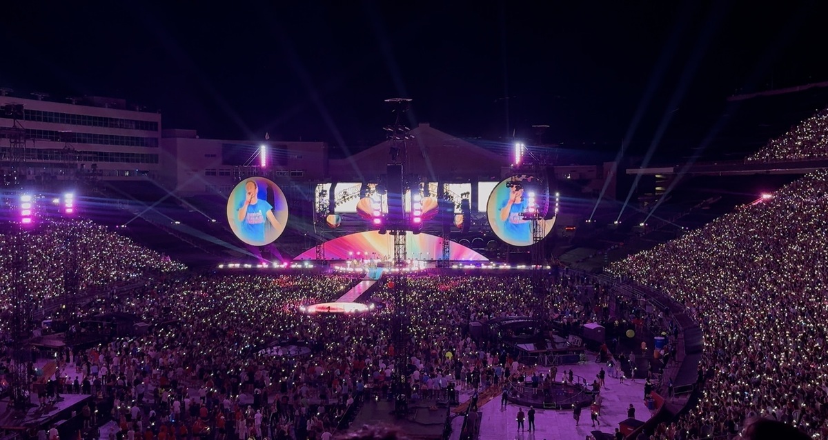 Jul 19, 2025: Coldplay / Ayra Starr / Elyanna at Camp Randall Stadium ...