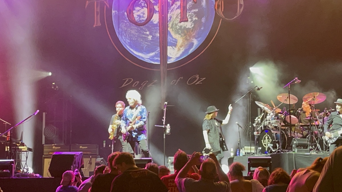 Jul 22, 2025: Toto / Christopher Cross / Men At Work at Ameris Bank ...