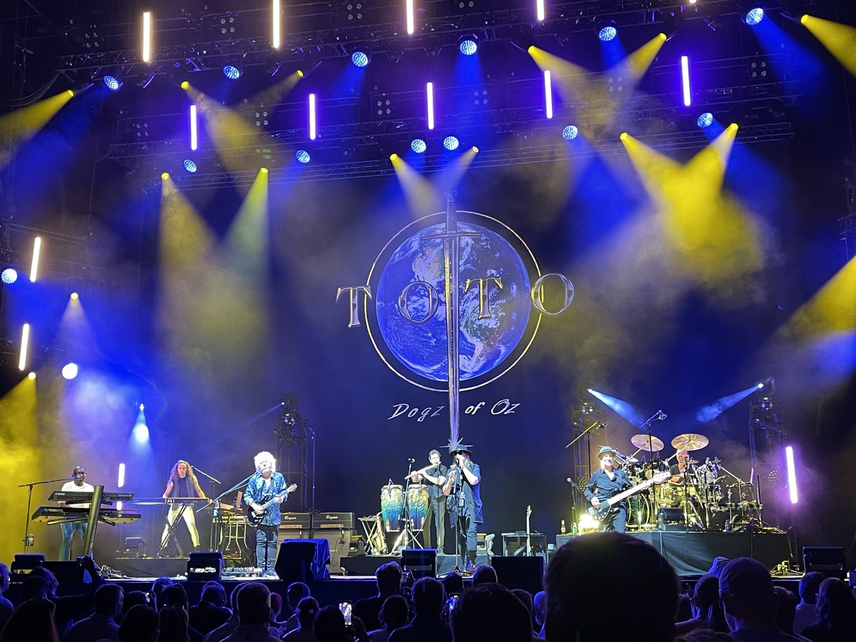 Jul 22, 2025: Toto / Christopher Cross / Men At Work at Ameris Bank ...