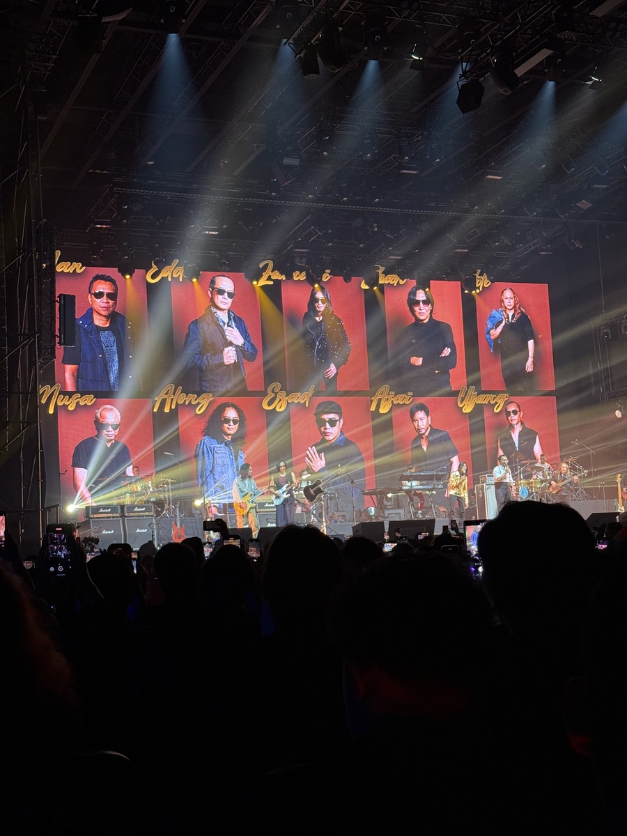 Jul 26, 2025: Slam / Exists at Mega Star Arena Bukit Bintang, Kuala ...