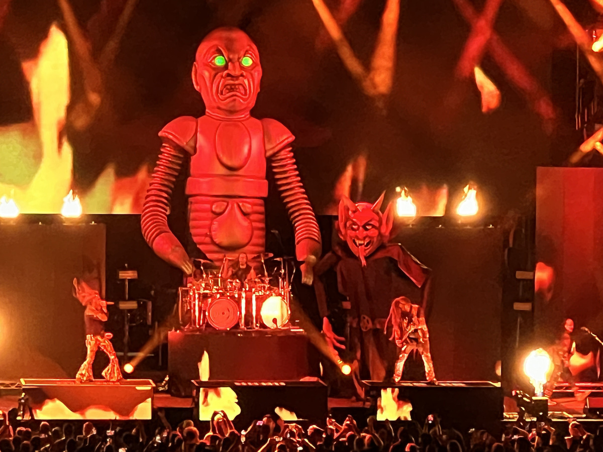 Aug 26, 2023: Rob Zombie / Alice Cooper / Ministry / Filter at ...