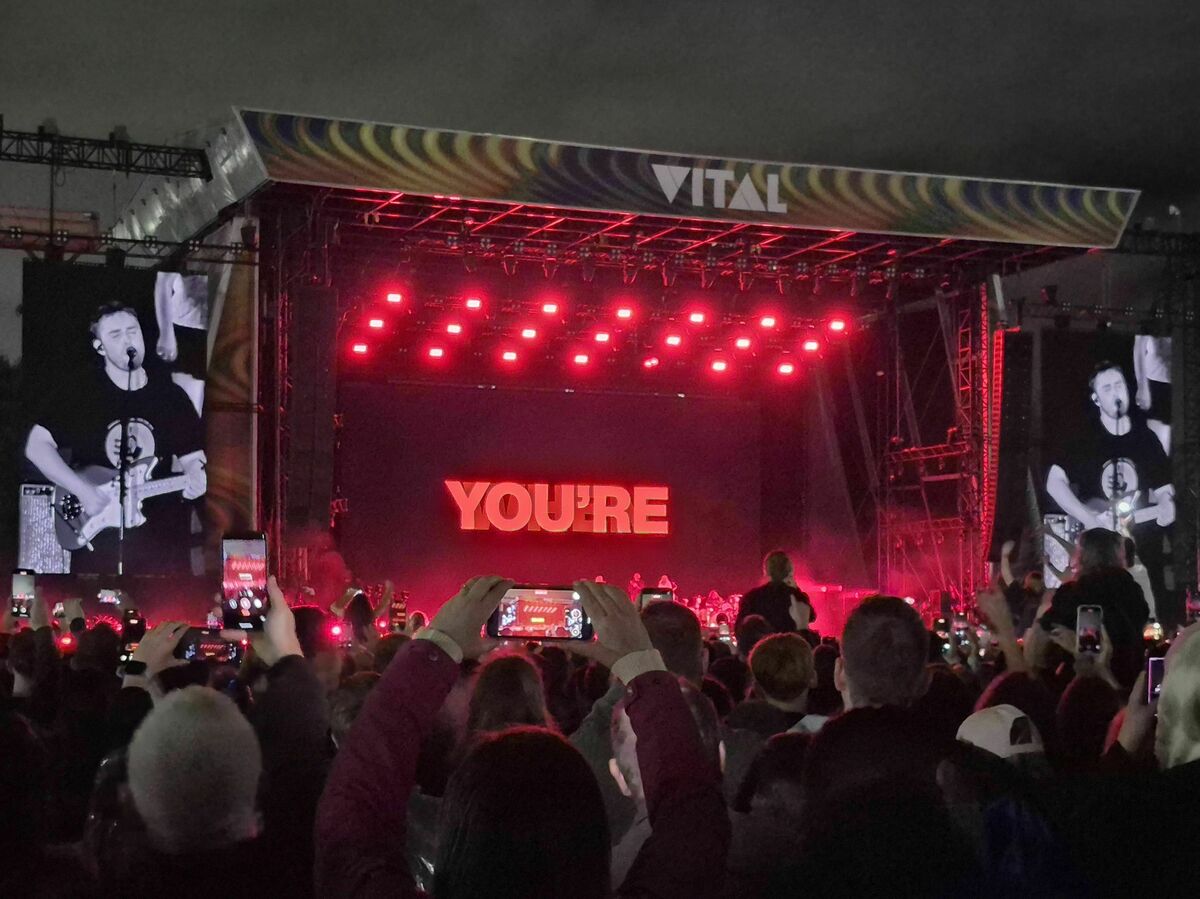 Aug 28, 2025: Sam Fender / CMAT / Aaron Rowe at Boucher Road Playing ...