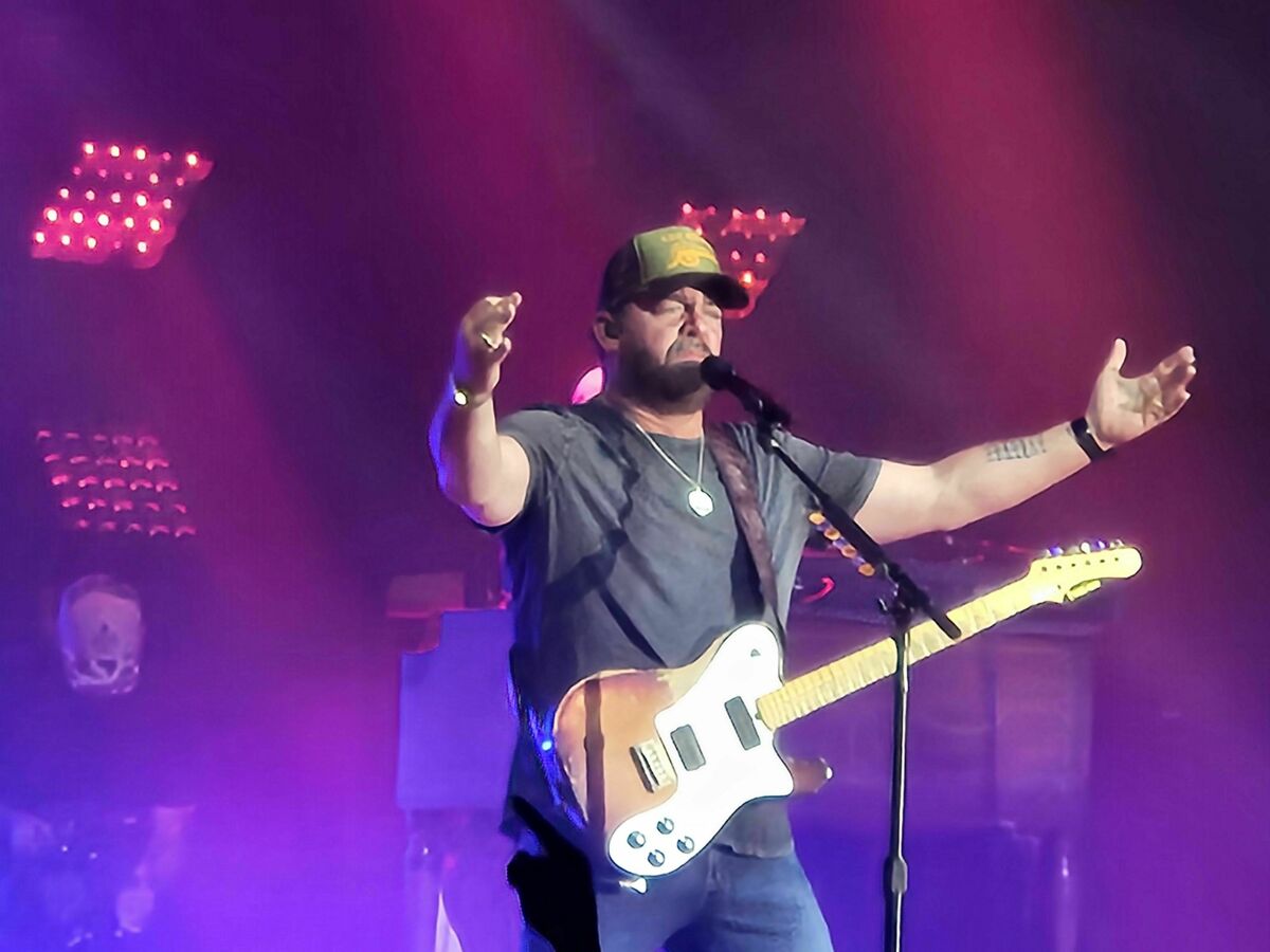 Lee Brice Concert & Tour History (Updated for 2025) | Concert Archives