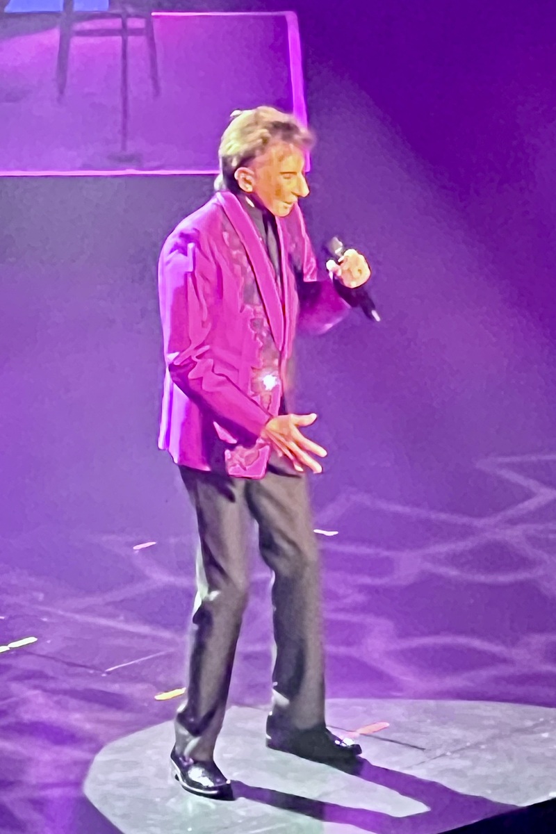 Barry Manilow Concert & Tour History (Updated for 2025 - 2026 ...