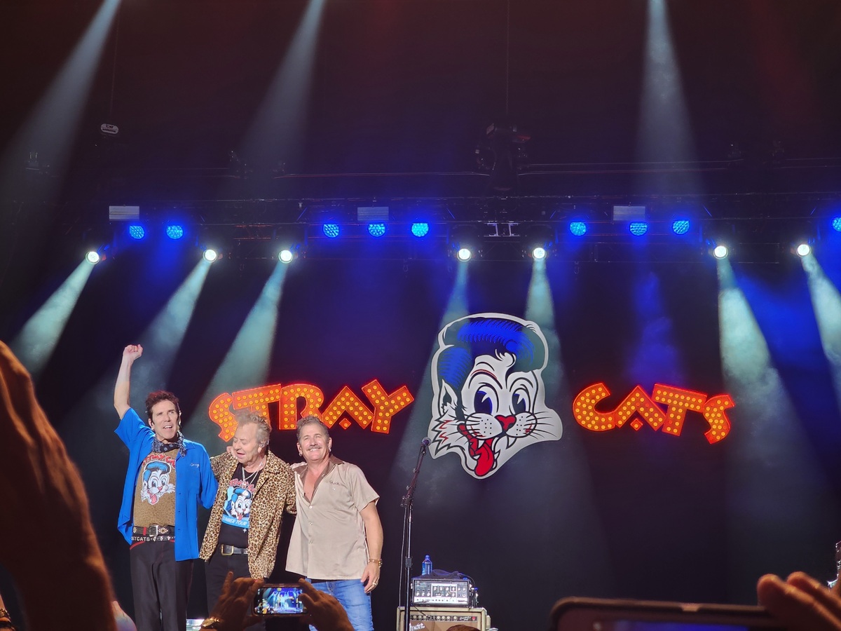 Stray Cats Concert & Tour History (Updated for 2025) | Concert Archives