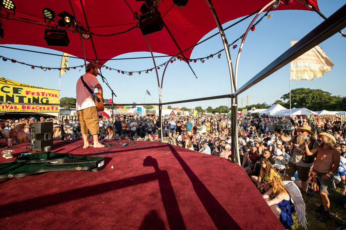 Tems Concert & Tour History (Updated for 2025) | Concert Archives