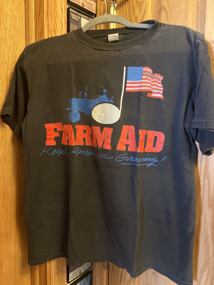 Sep 22, 1985: Farm Aid I at Memorial Stadium, University of Illinois ...