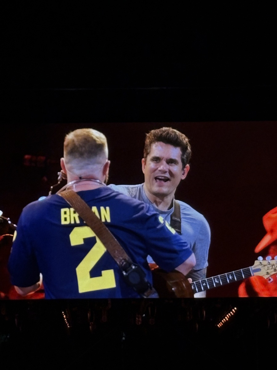 Zach Bryan Concert & Tour History (Updated for 2025) | Concert Archives