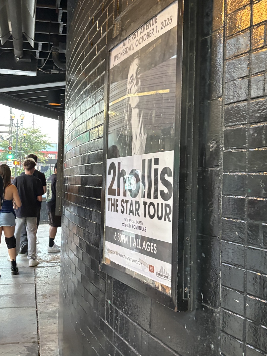 2hollis Concert & Tour History (Updated for 2025 - 2026) | Concert Archives