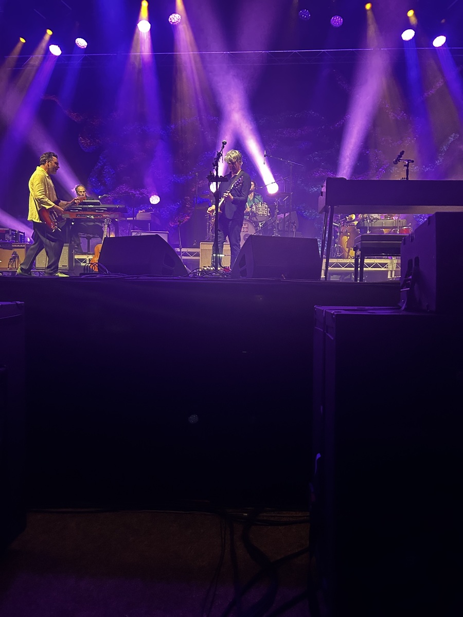 Crowded House Concert & Tour History (Updated for 2025) | Concert Archives