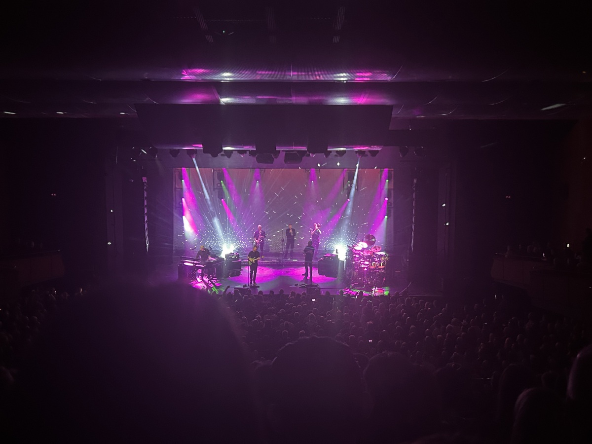 Level 42 Concert & Tour History (Updated for 2025 - 2026) | Concert ...