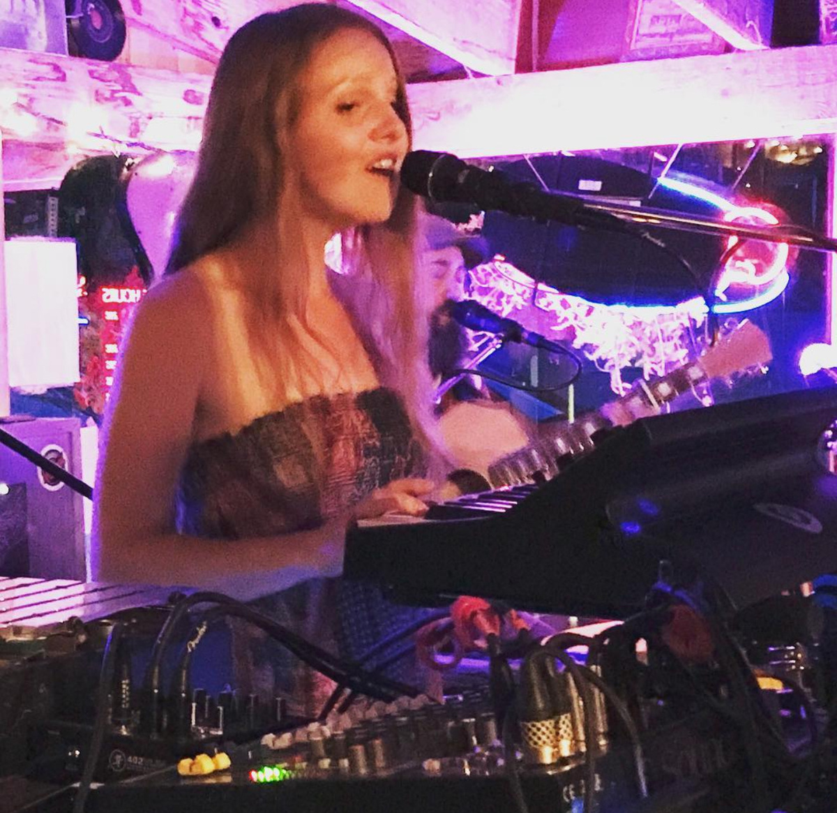 Arcadian Suns Concert Photos | Concert Archives