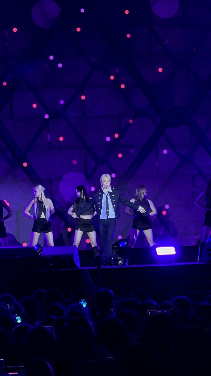 Hwasa Concert & Tour History (Updated for 2026) | Concert Archives