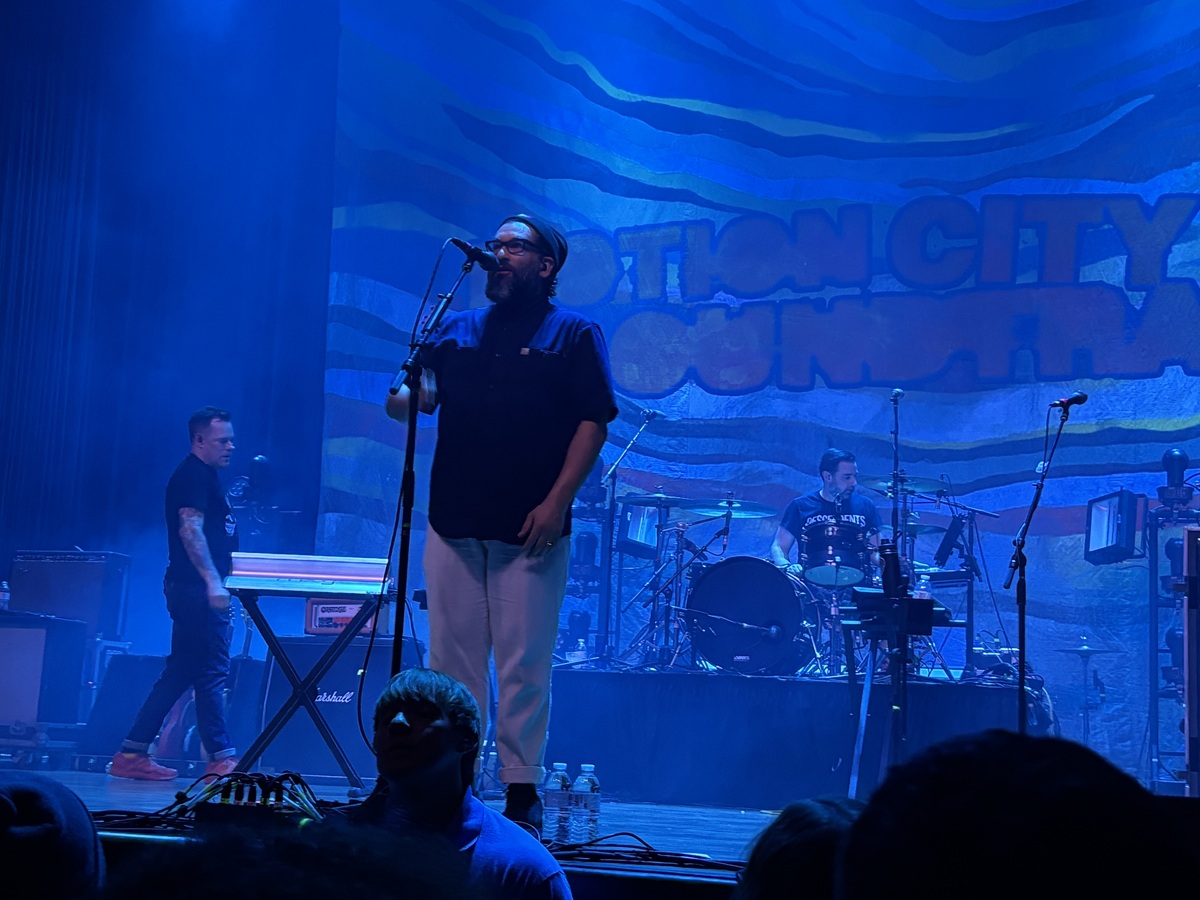 Nov 25, 2025: Motion City Soundtrack / Say Anything / Oso Oso at The ...